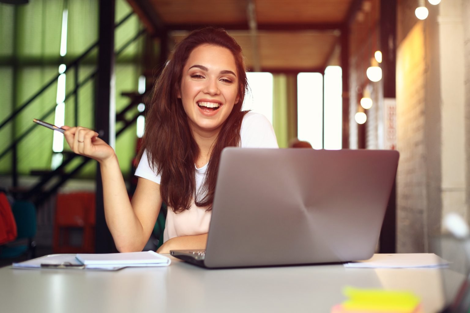 How to Make Money Flipping Websites (Beginner Guide)