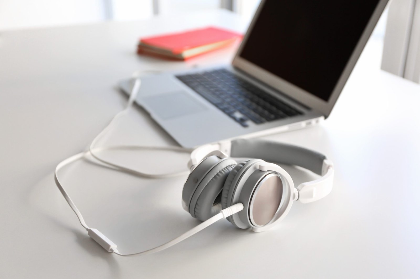 How to Become a General Transcriptionist: Step by Step Guide