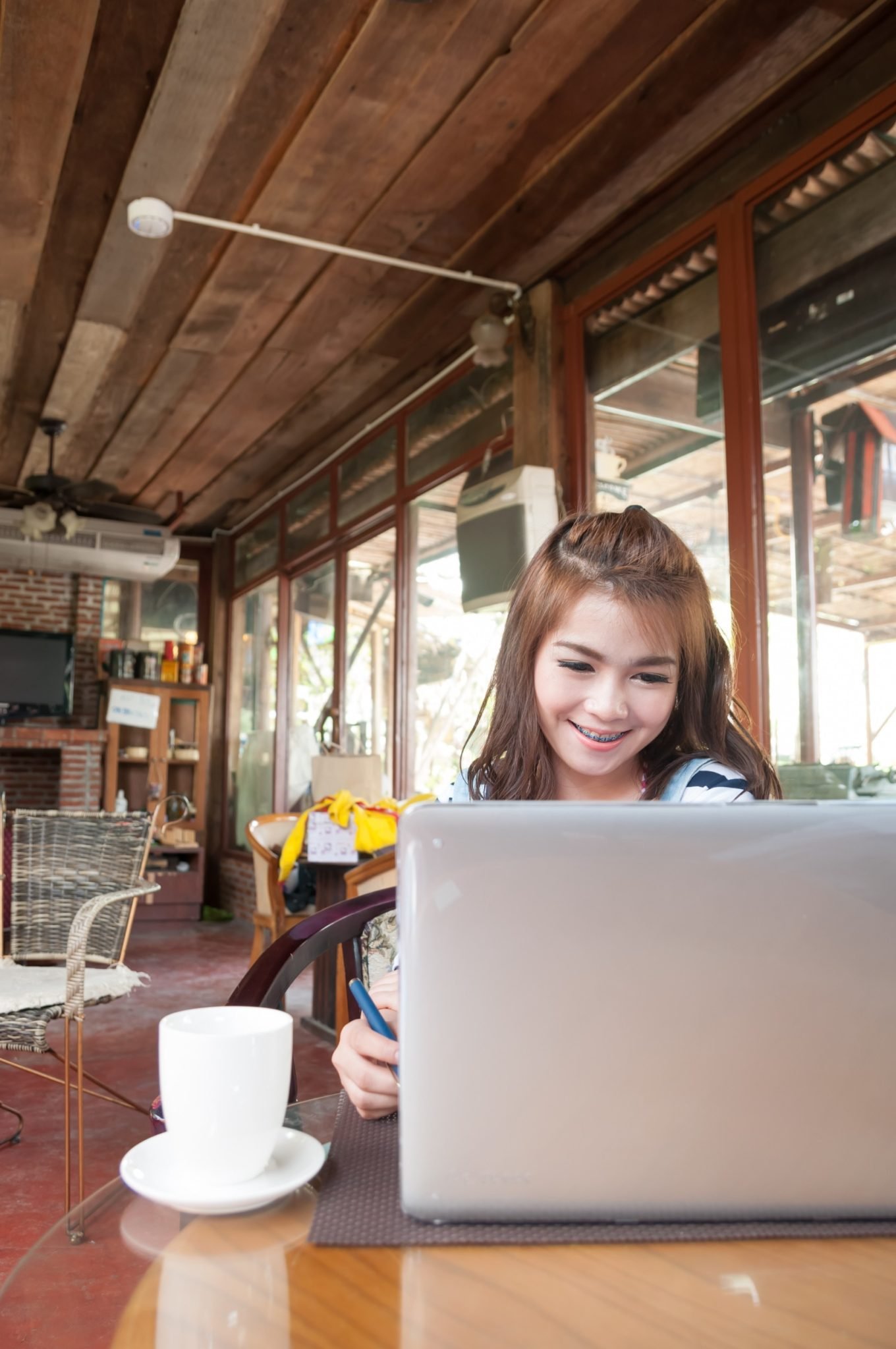 11 Easy Online Typing Jobs for Students to Make Extra Cash