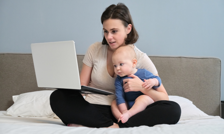 How to Make Money at Night Online: 13 Ideas for Night Owls