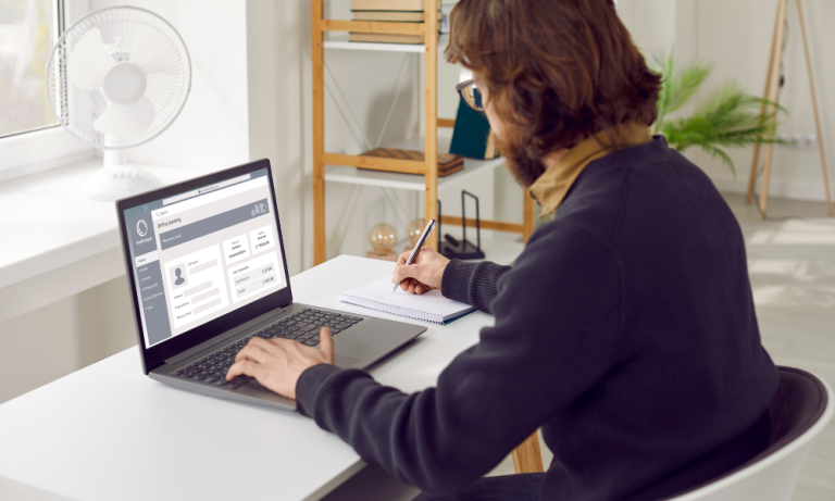 30 Online Jobs that Pay $30 an Hour or More (Hiring Now)