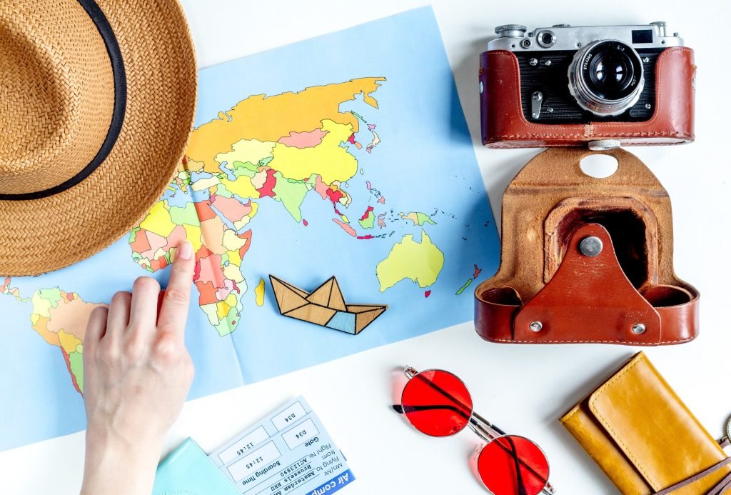 17 Top Companies to Find Home-Based Travel Agent Jobs
