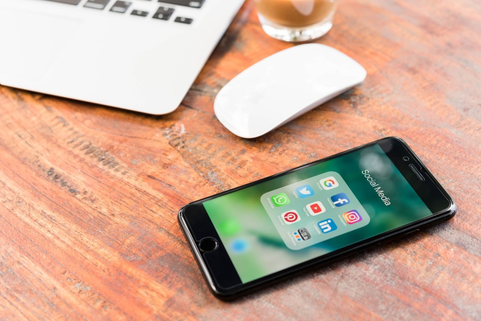 21 Part Time Jobs Using Mobile Phones for Extra Cash