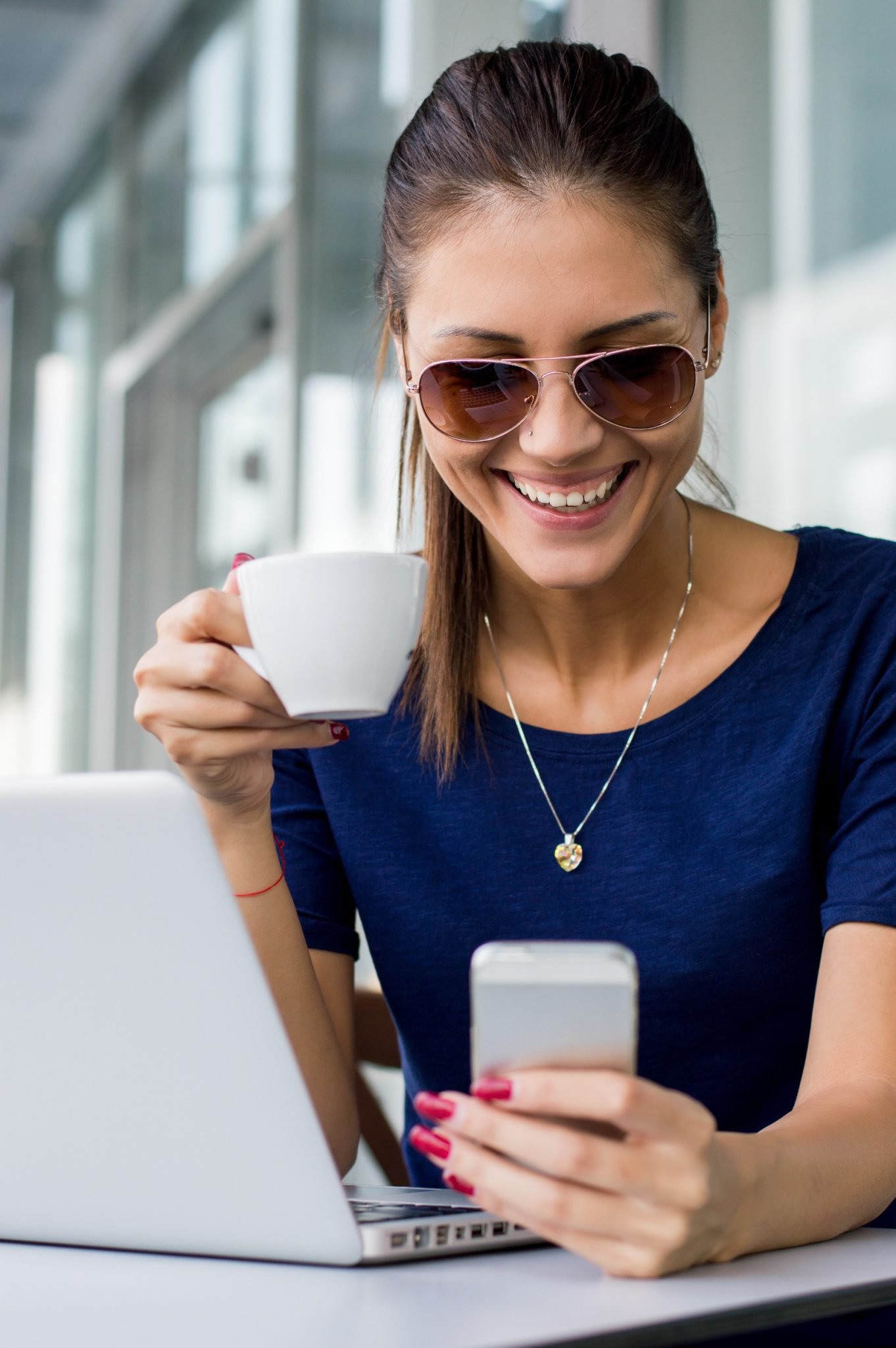 Get Paid to Date Online: 11 Websites Worth Your Time
