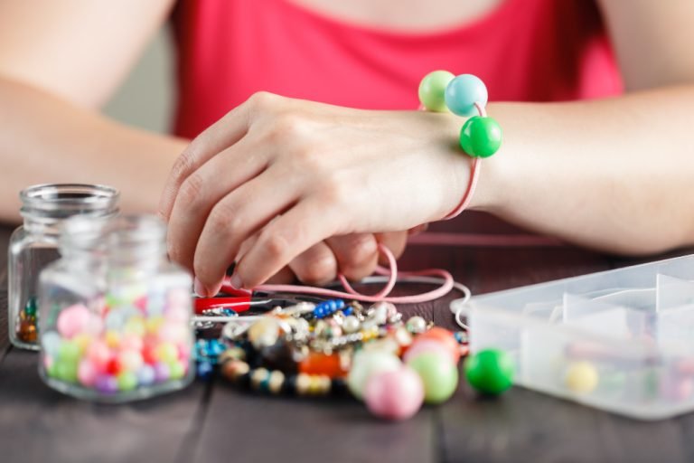 29 Profitable Craft Side Hustle Ideas You Can Easily Do at Home