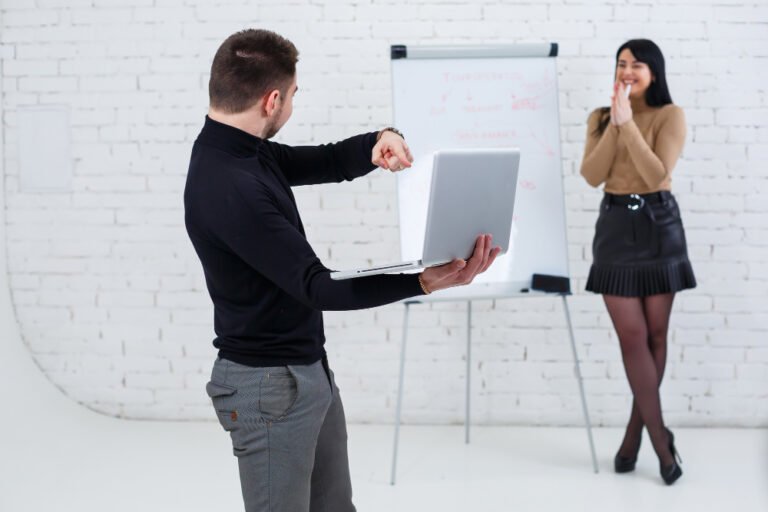 How to Negotiate a Pay Raise at Work: 7 Practical Tips